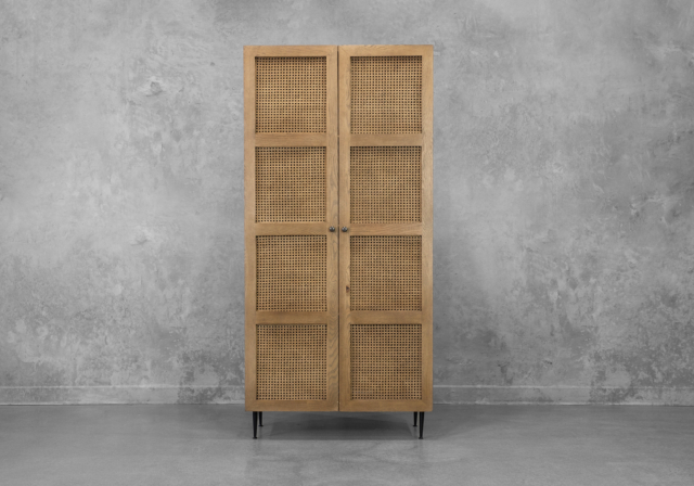 Tiago Dresser | Muse & Merchant